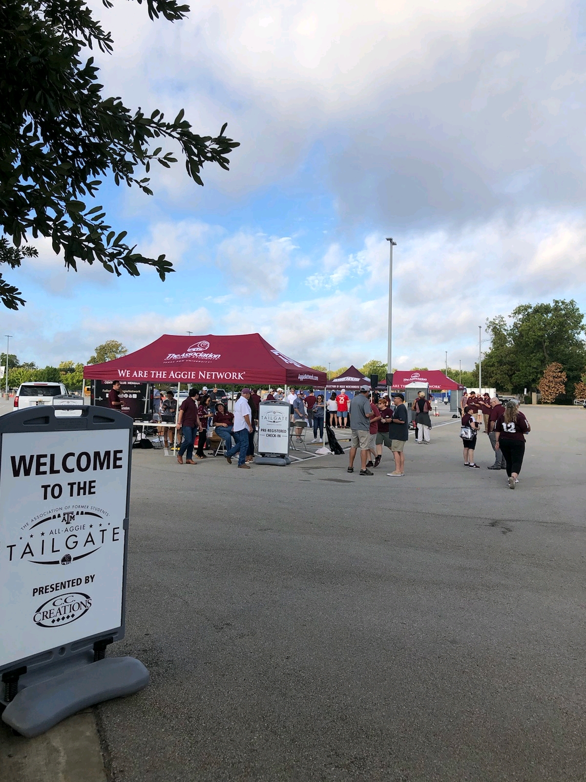 Official vs. Arkansas Midnight Yell Practice/Free All-Aggie Tailgate ...